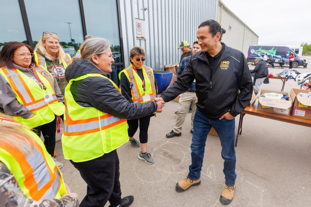 7 homes, cottages destroyed by out-of-control wildfire near Flin Flon ...