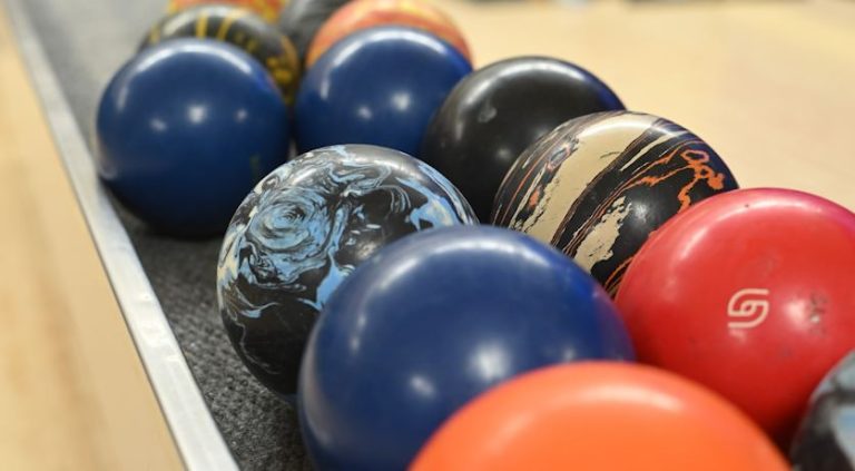 Manitoba’s best 5-pin bowlers rolling in Winnipeg - CityNews Winnipeg