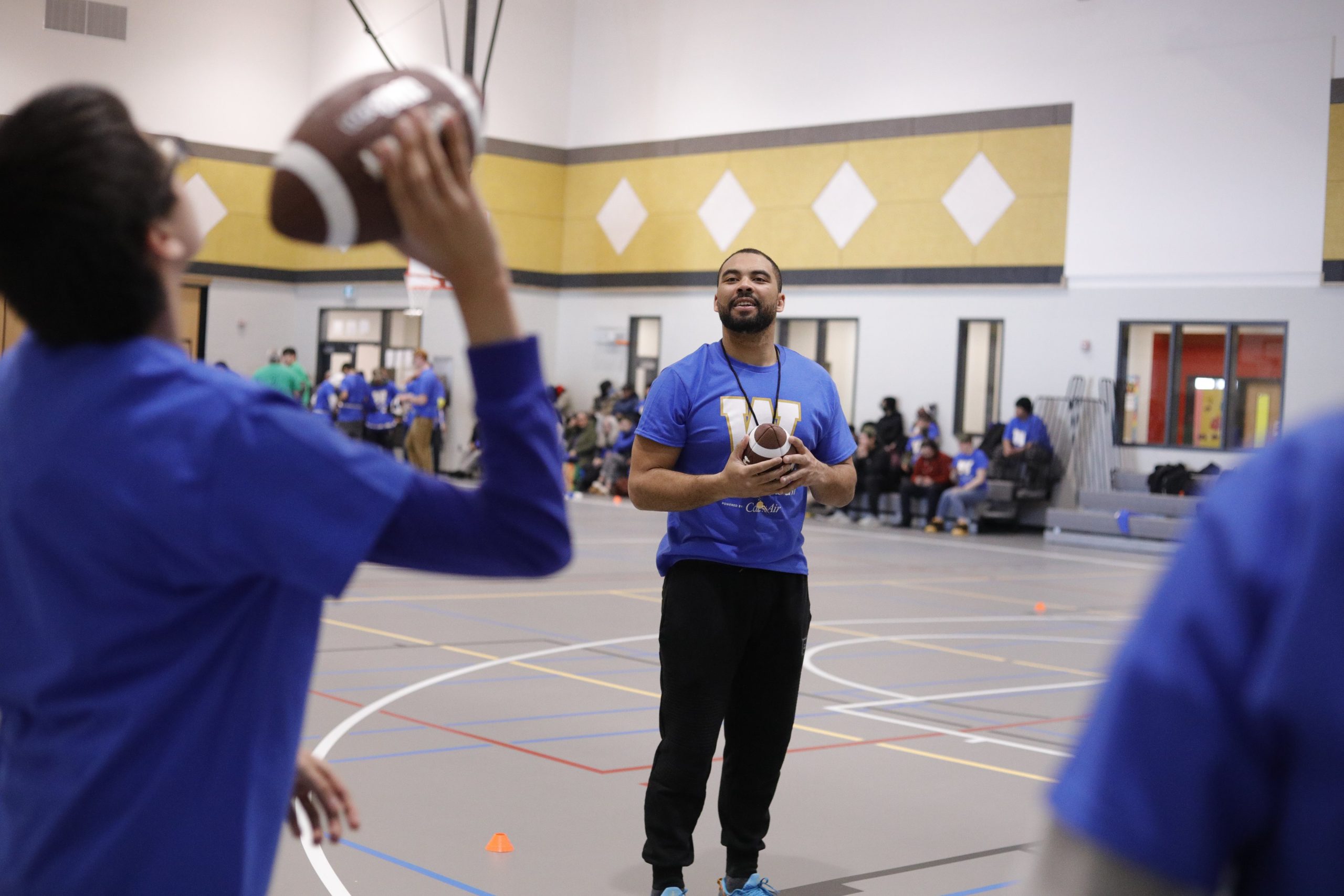 Blue Bombers: playing football with kids in northern Manitoba ...