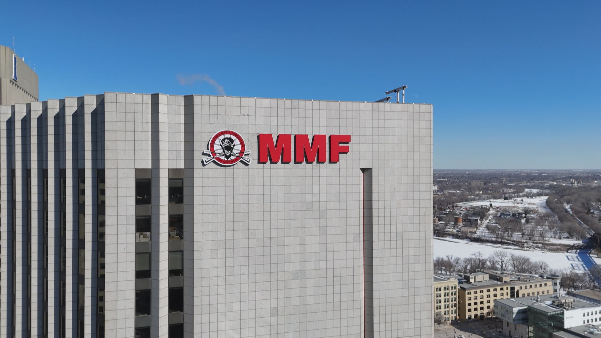 Scammers target wildfire evacuees with fake Red Cross messages, warns ...