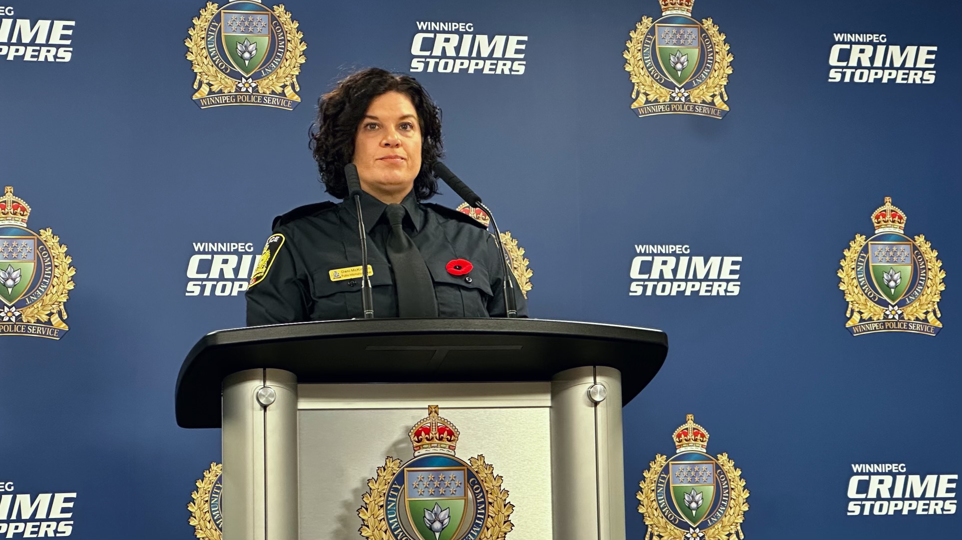 Winnipeg teacher, 37, accused of grooming, sexually assaulting teenage ...