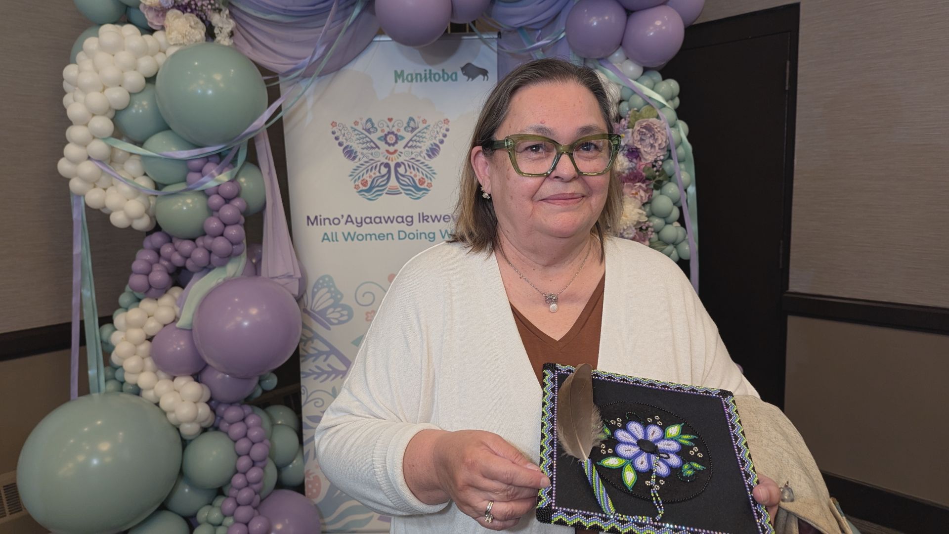 Manitoba hosts 1st annual celebration of Indigenous women graduates