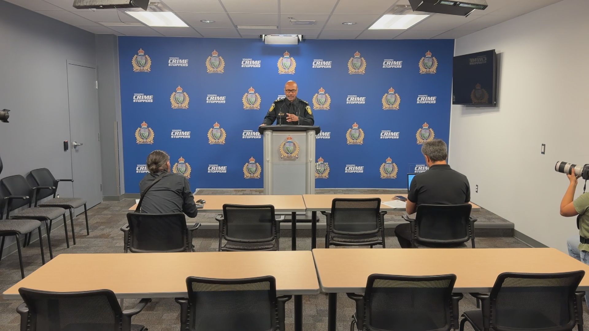 Guns, $110k worth of cocaine, $200k worth of Jewelry allegedly seized ...