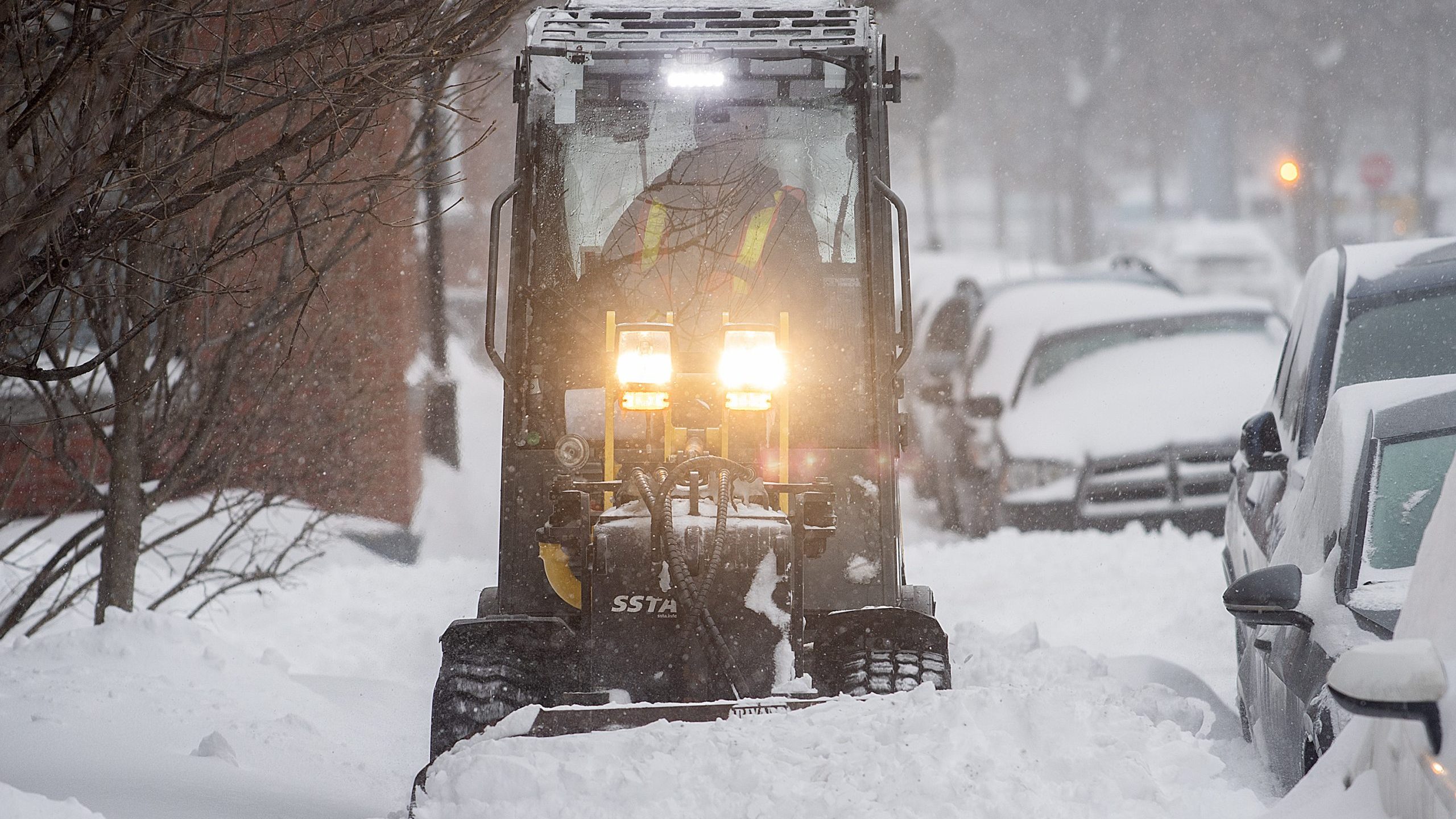 Snowy sidewalks creating barriers for Winnipeggers with disabilities ...