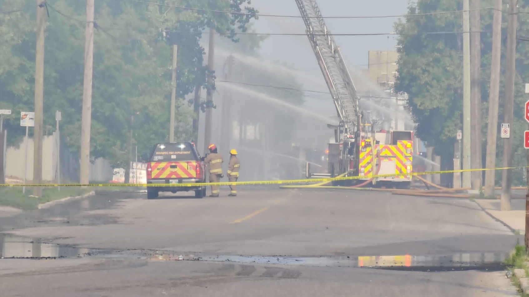 Large industrial building fire in Point Douglas - CityNews Winnipeg