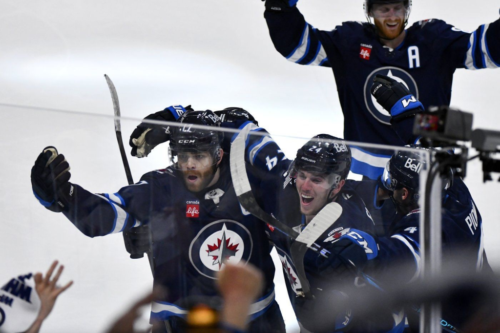 Jets complete comeback to win in double overtime - CityNews Winnipeg