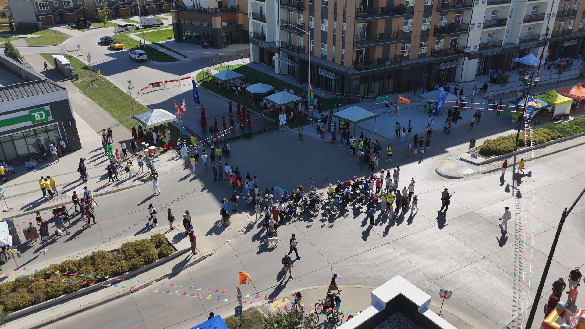 South Winnipeg full of life for Bridgwater Businesses Block Party ...