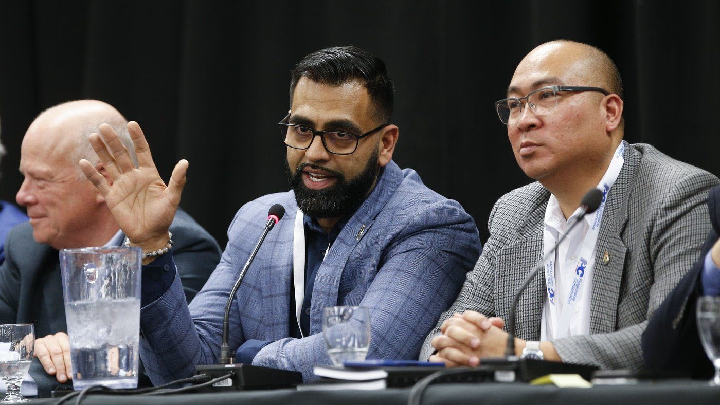 Contrasts start to take shape in leadership race for Manitoba's ...