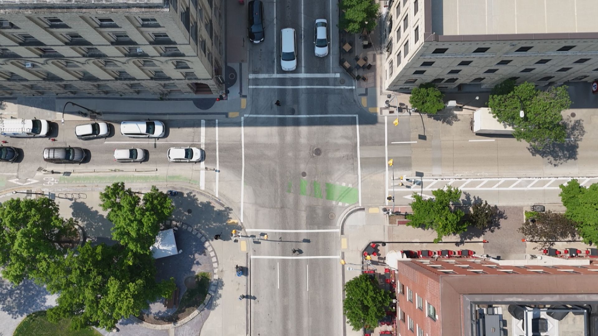 First pedestrian scramble intersection hits the streets of Winnipeg