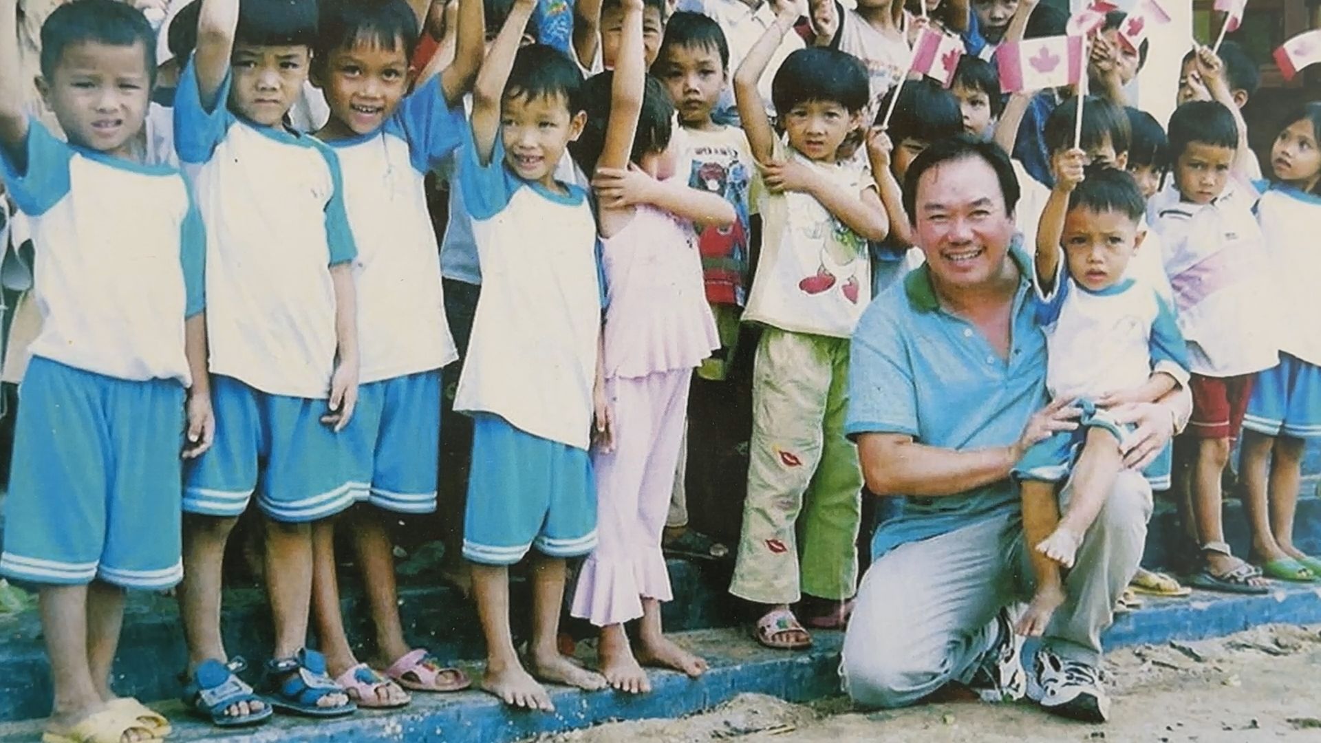 Vietnamese, Afghan refugees to Canada reflect on escaping war, giving back